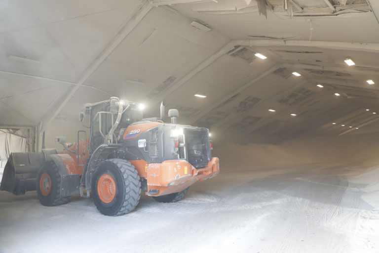 MPR Relies on Transloading Equipment to Keep Frac Sand Flowing ...
