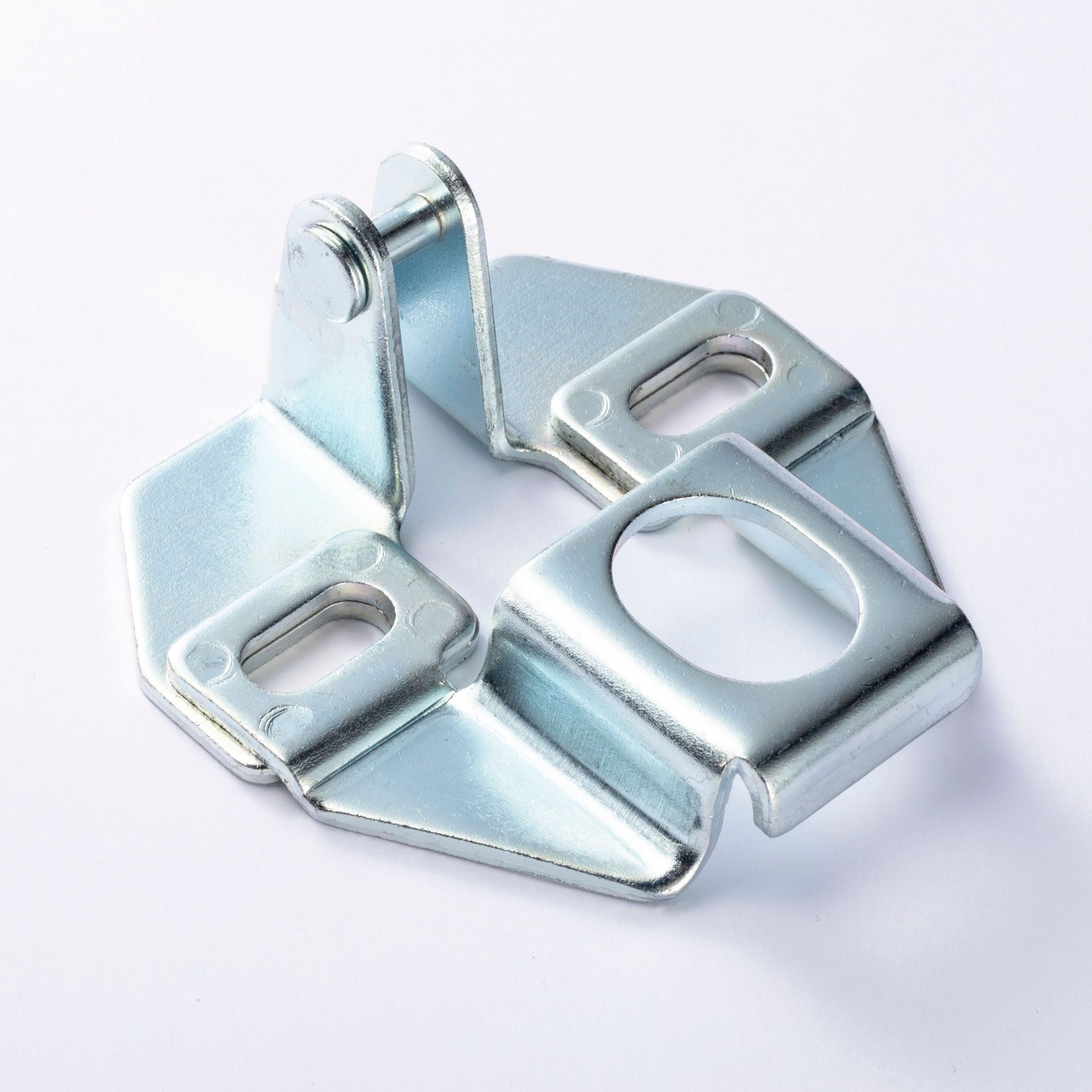 ANCHOR; LATCH, ENGINE COVER