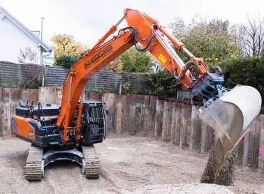 Munich demolition firm receives two new Zaxis-7 medium excavators ...