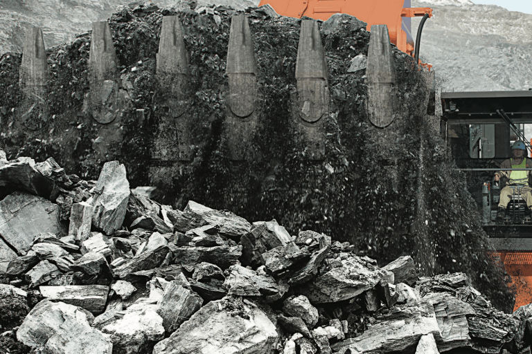 EX2600-7 Large Excavators - Hitachi Construction Machinery