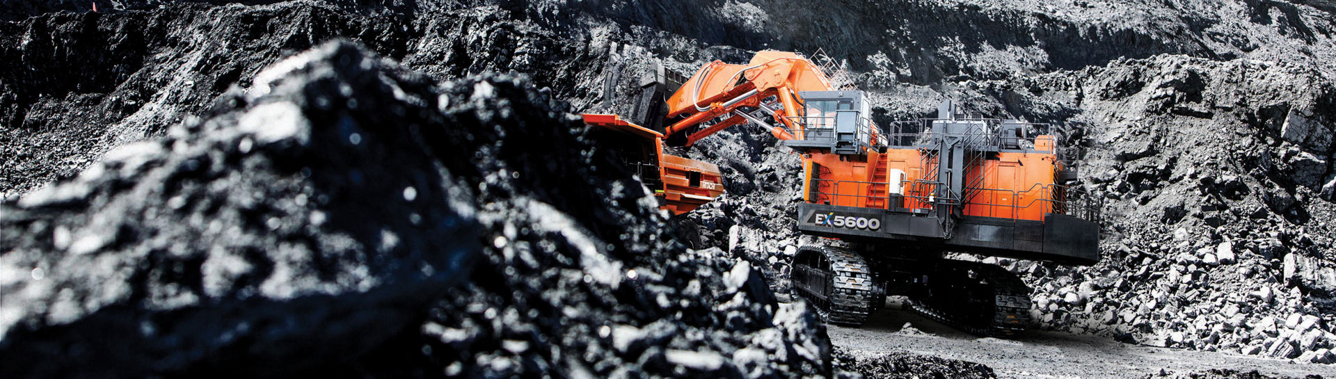 EX5600-7 Large Excavators - Hitachi Construction Machinery