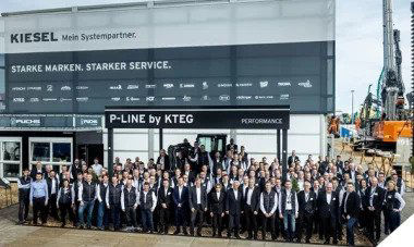 Kiesel GmbH celebrates its 20th year as a Hitachi dealer - HitachiCM Europe