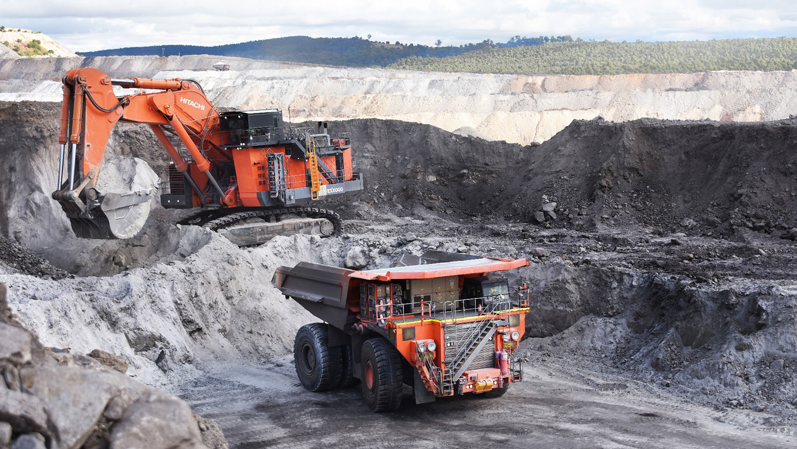 Technology and Innovation for Mining - Hitachi Construction Machinery