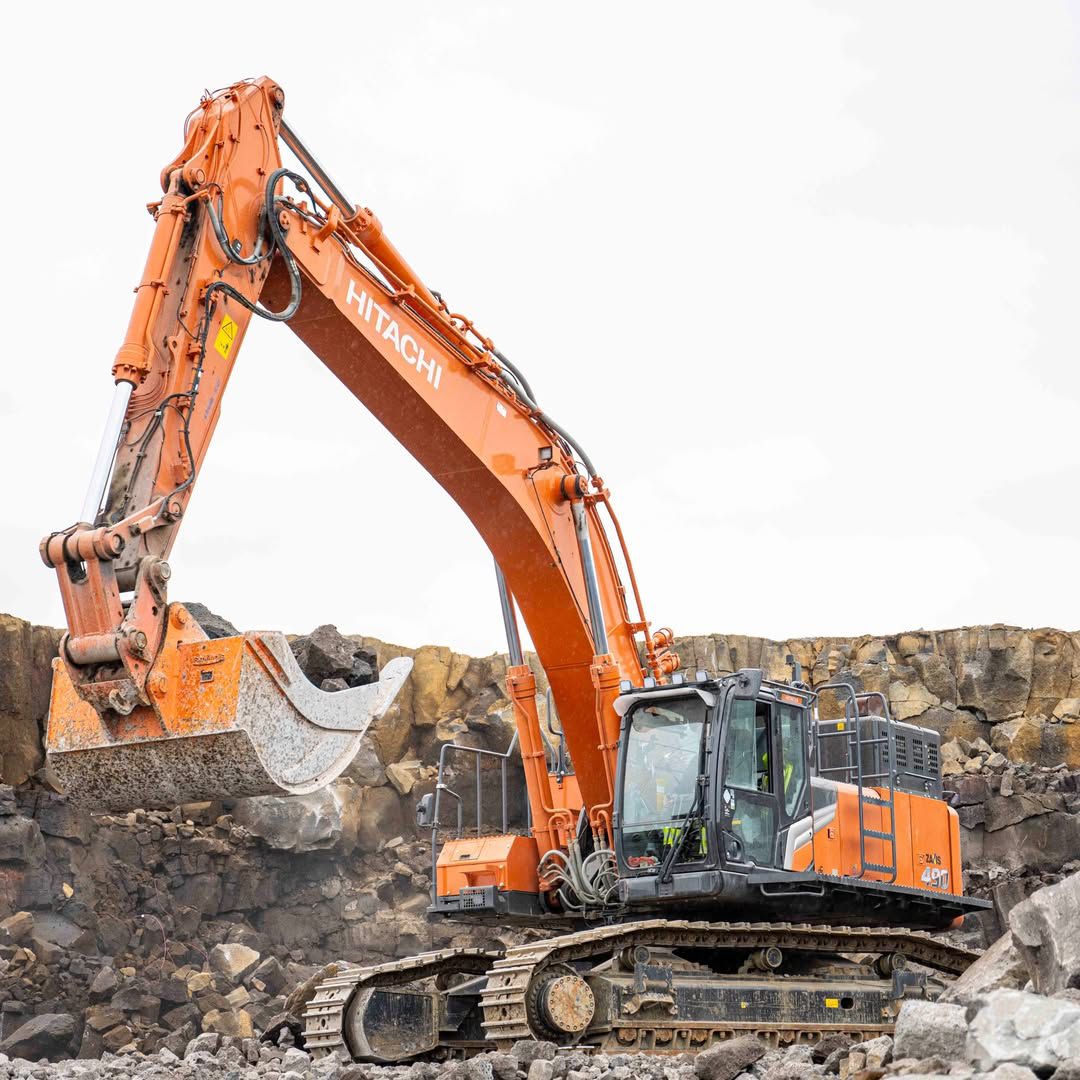 Hitachi machinery in action– 18 December - HitachiCM Europe